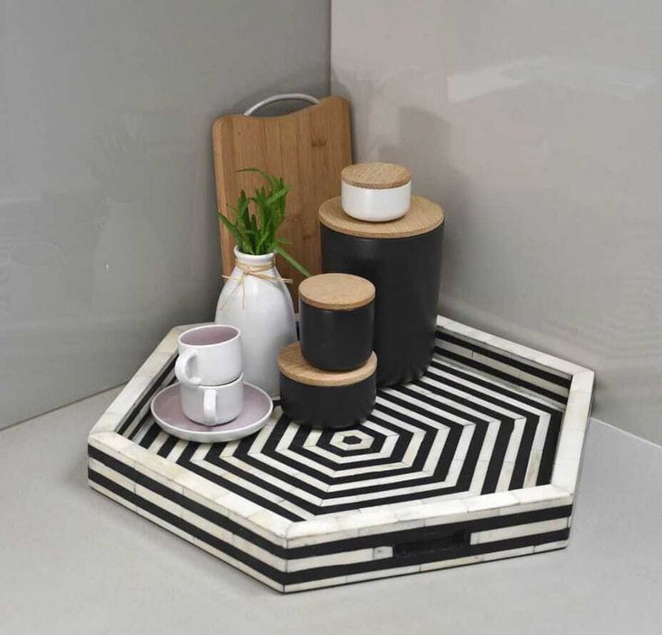 Geometric Tray – Richstone Homes